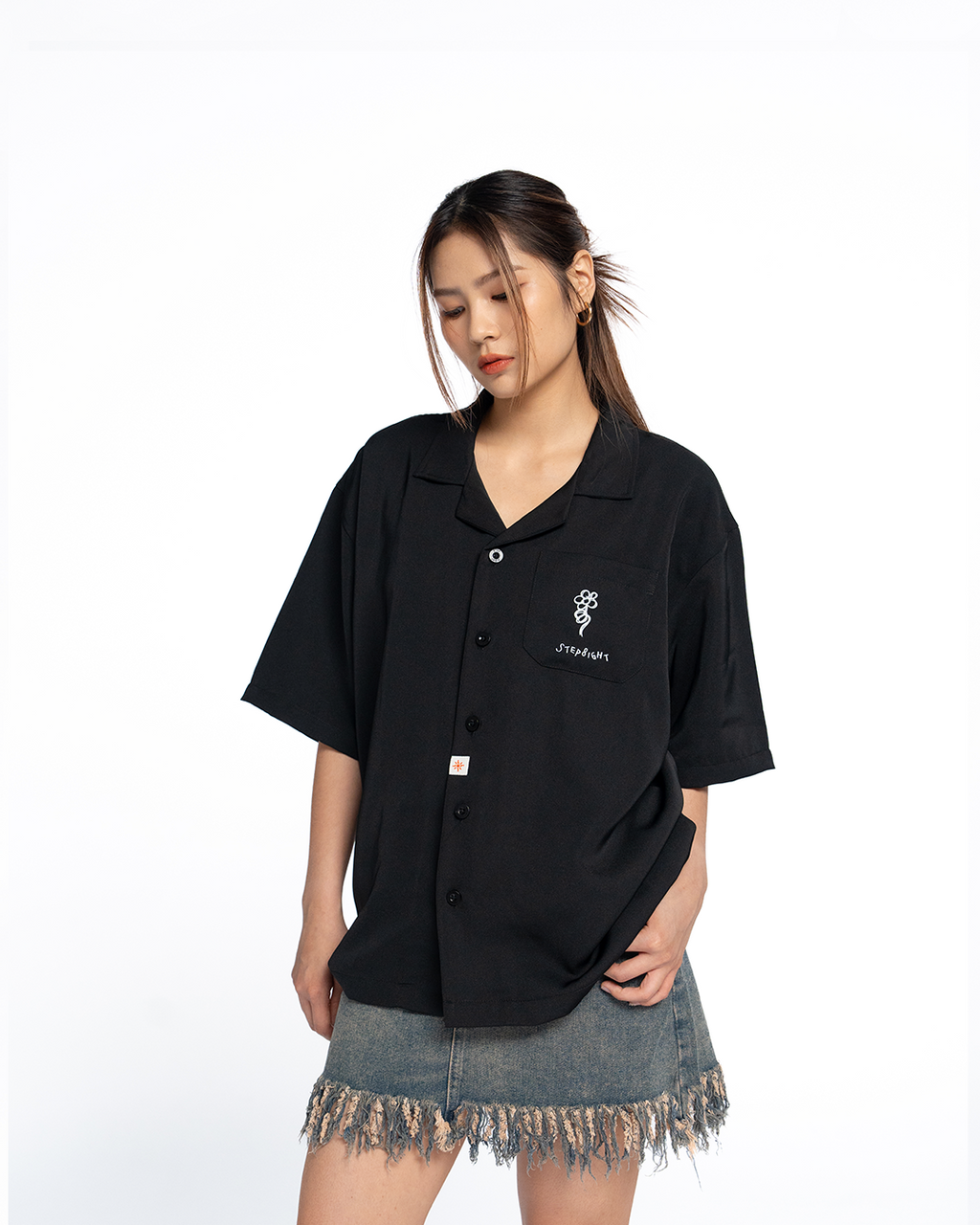 OBSIDIAN BLACK DAISY SHIRT – STEP8IGHT